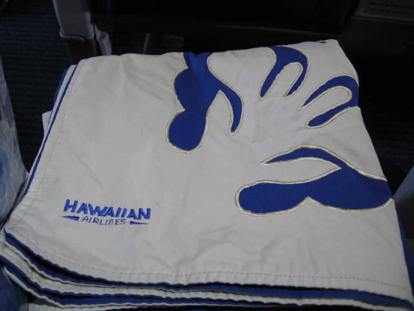 Our First Class Hawaiian Airlines Honolulu Sydney Flight for $63
